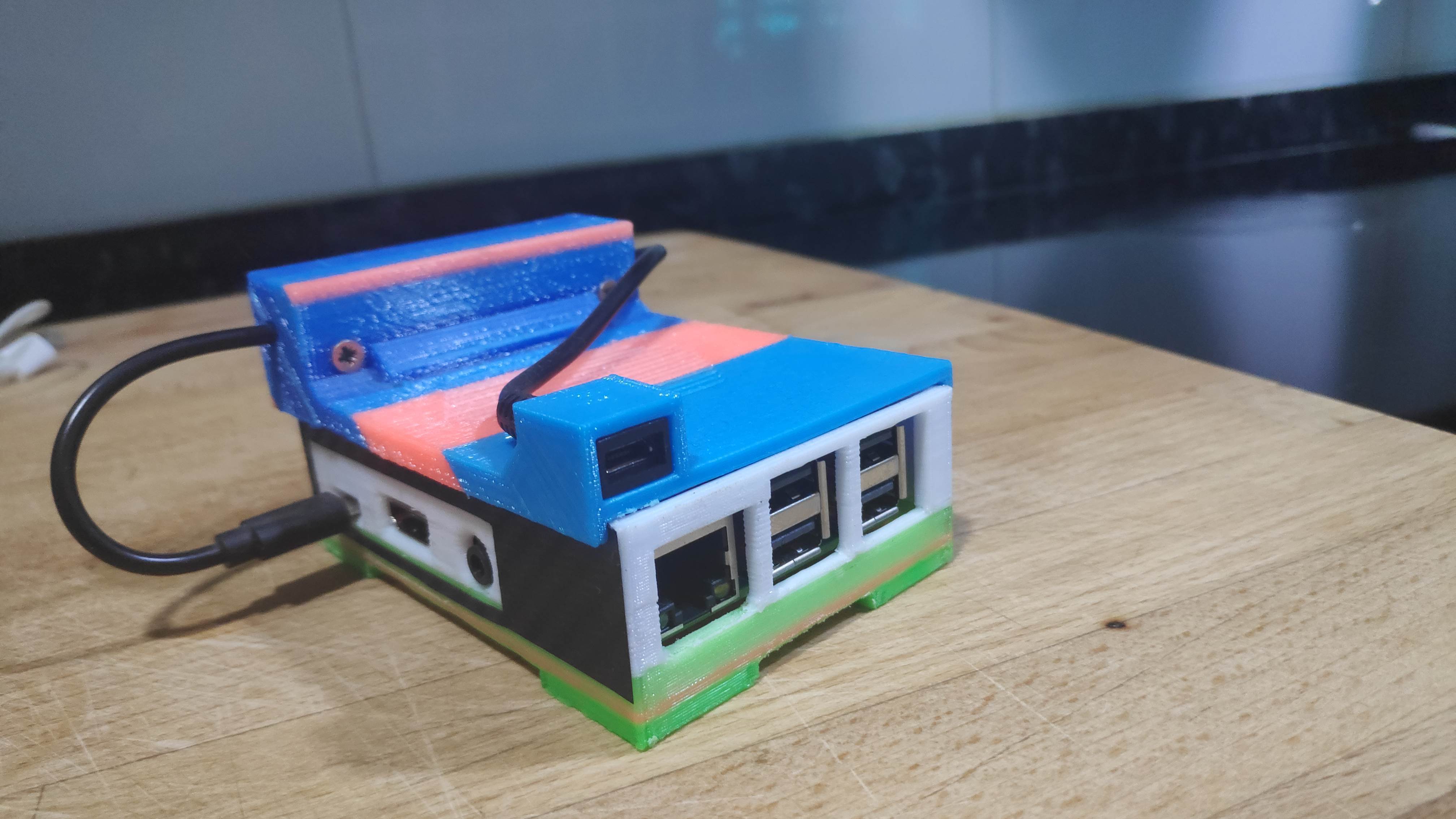 3D file raspberry box・3D print object to download・Cults