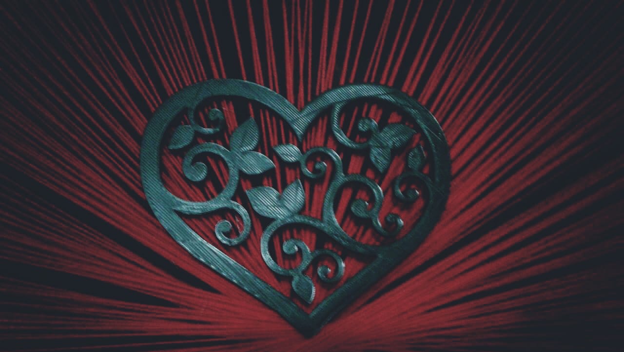 STL file FLORAL HEART 2 2D 💜・3D printing template to download・Cults