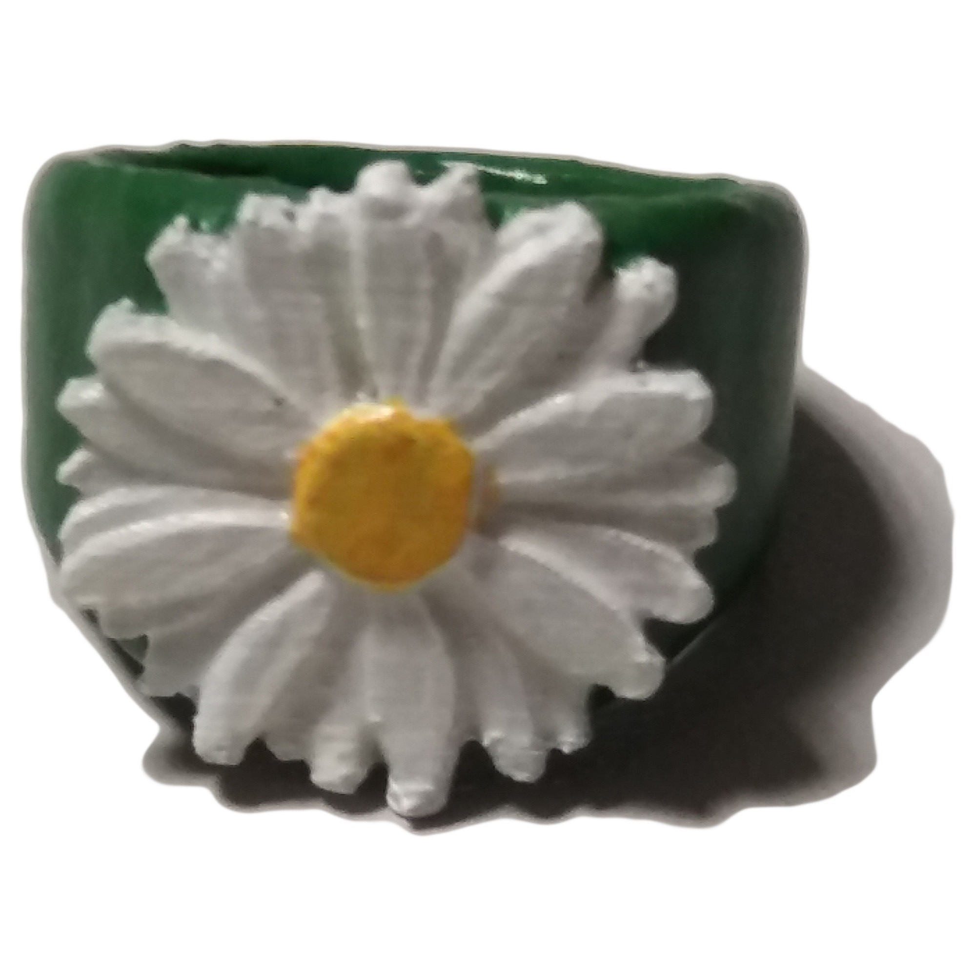 STL file Ring with Daisy in relief・3D printing template to download・Cults