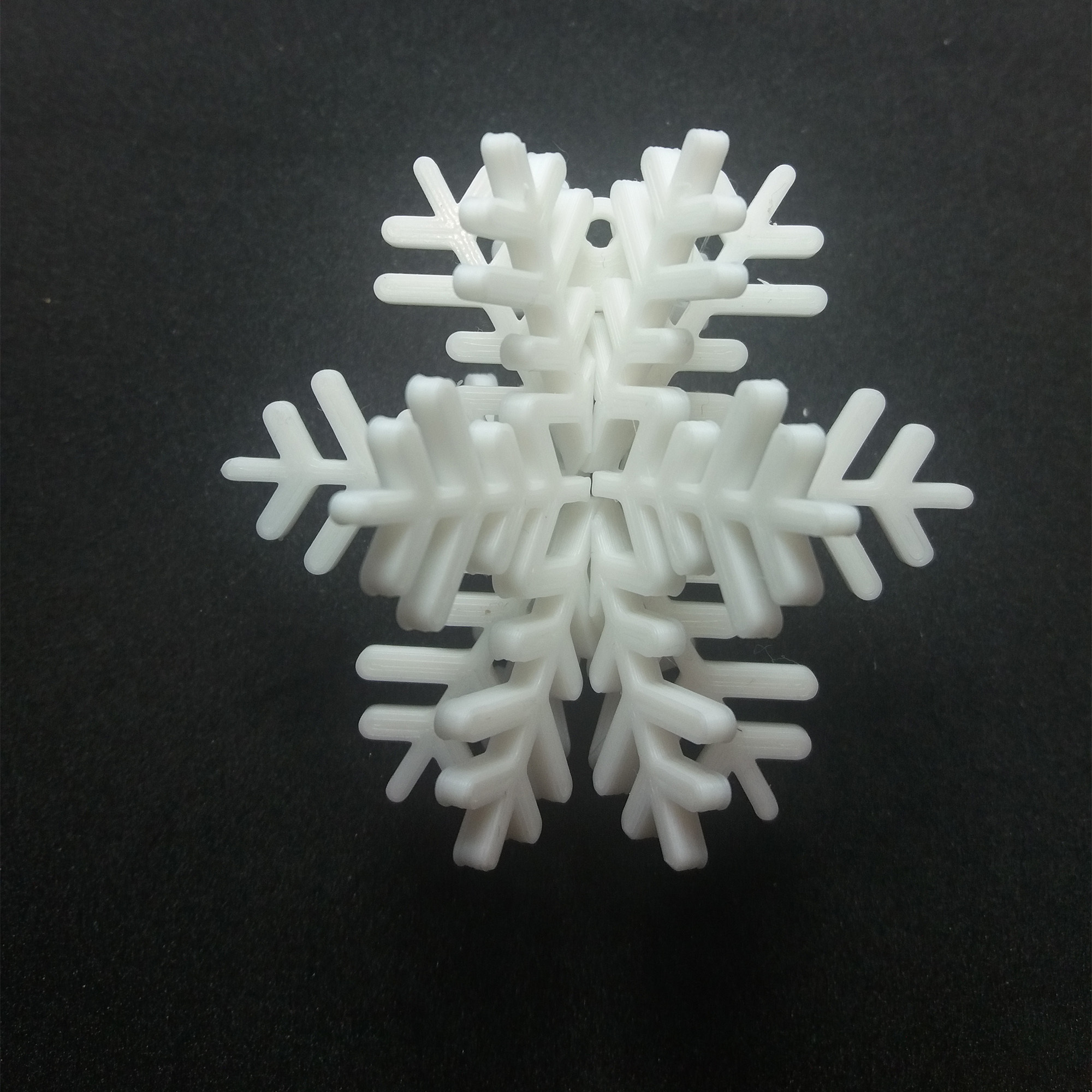 3D file Snowflake Ball・3D printing idea to download・Cults