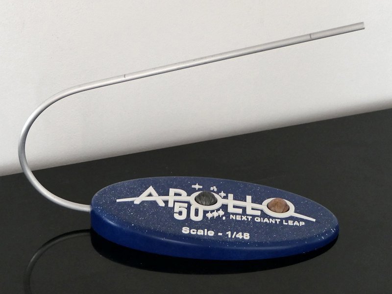 Free STL file 1/48 - Apollo Stand 👽・Template to download and 3D print・Cults