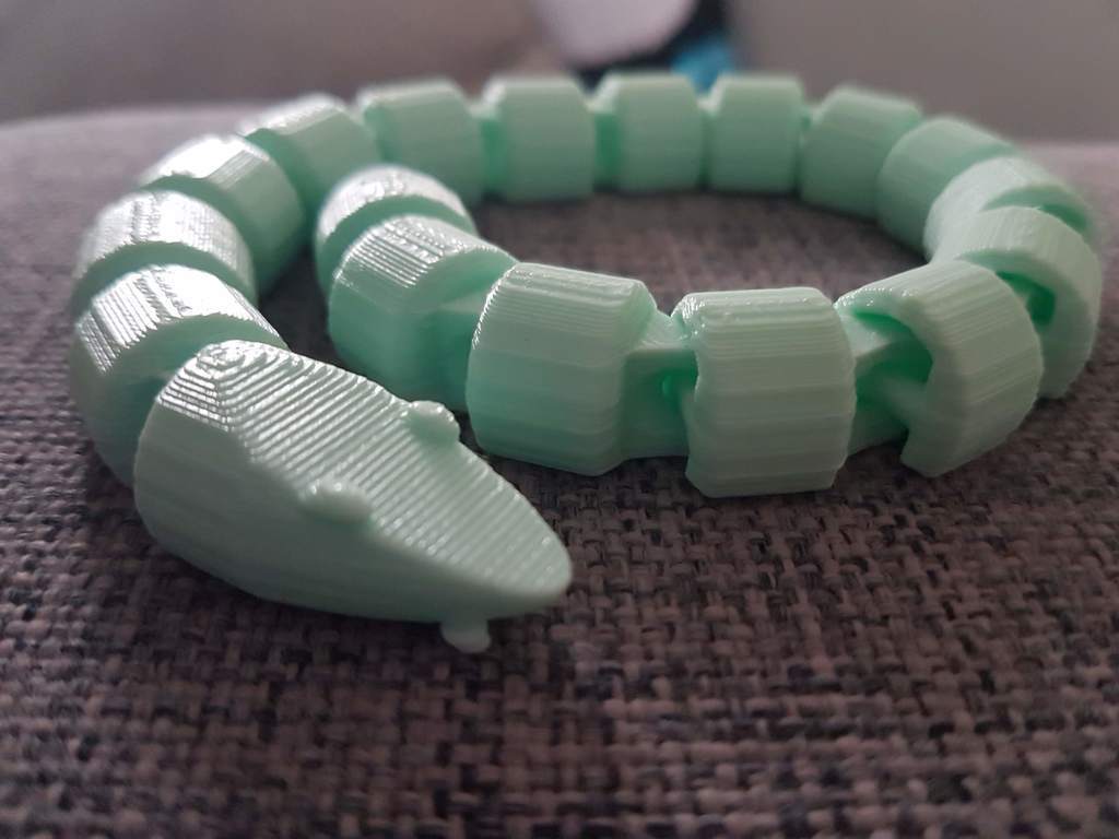 Free STL file Articulated Snake - Short 🐍・3D printable model to ...