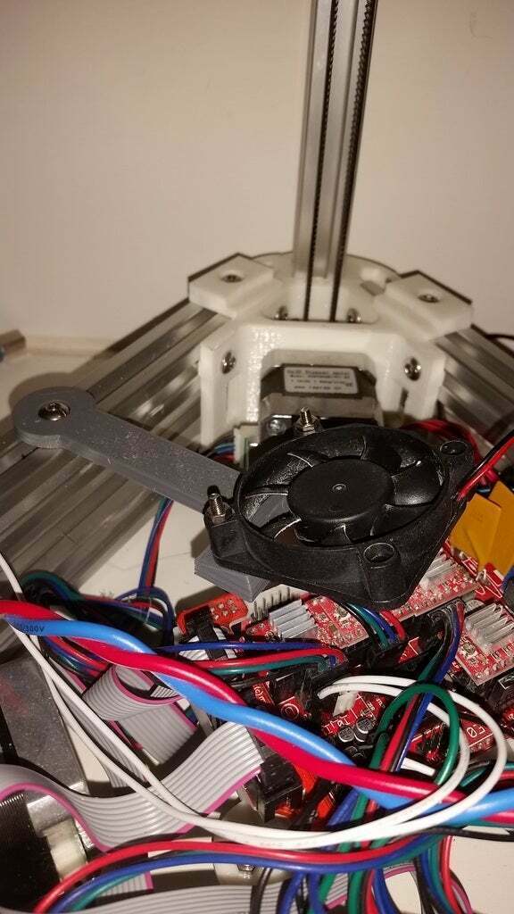 Free STL file Simple fan holding arm 💪・3D printing template to download ...