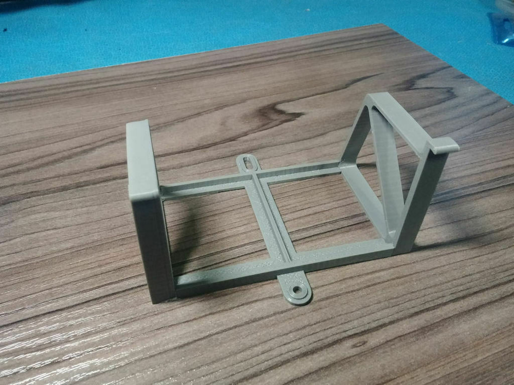 Free 3D file Router Wall Mounting - Technicolor TG589・3D print design ...