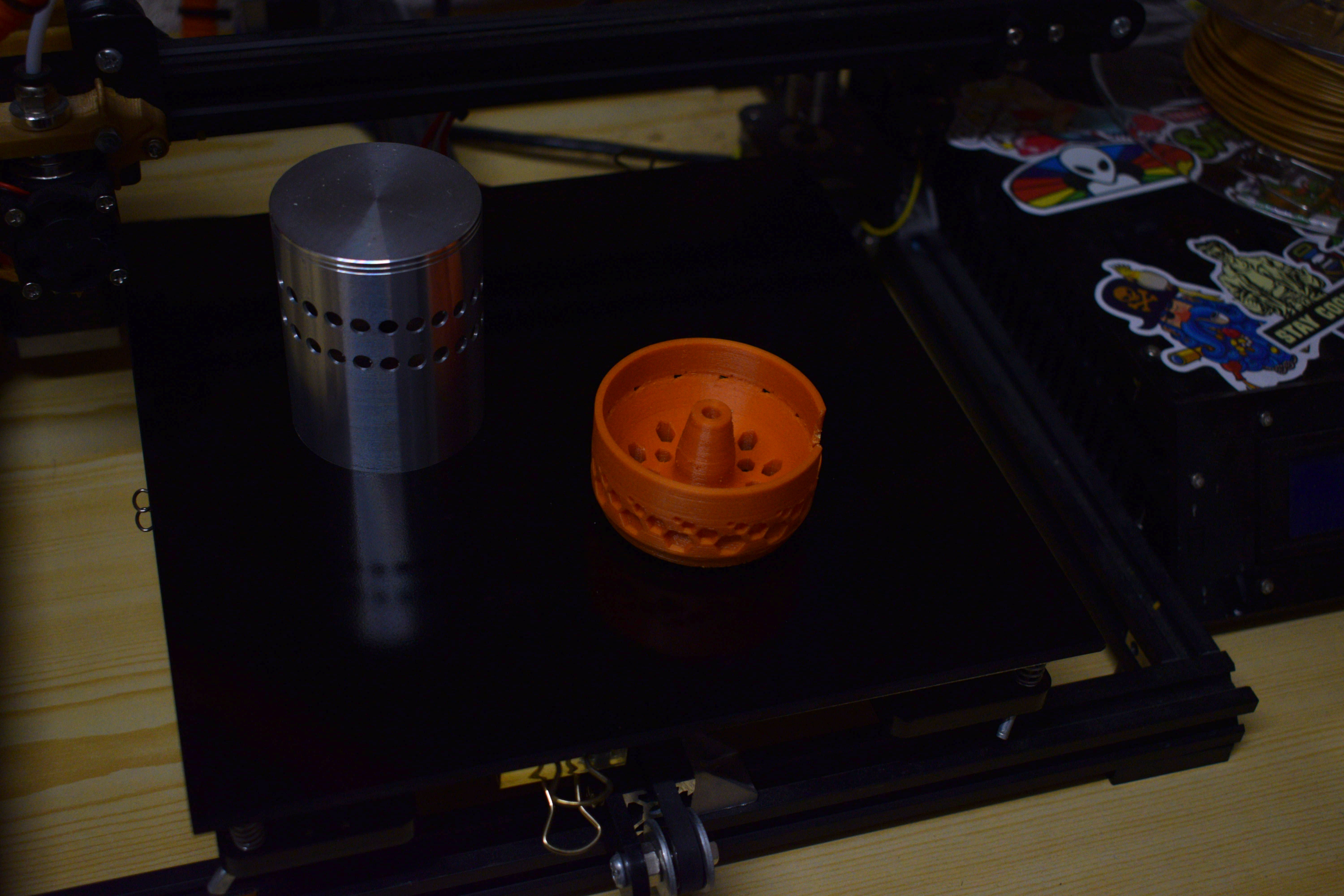 Free STL file Base for wallmounted lamp・3D printing template to ...