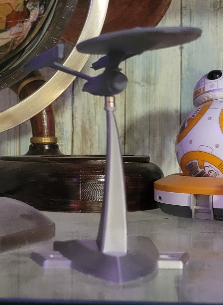 Free STL file Star Trek Ship Stand・3D print design to download・Cults