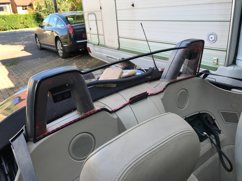 Free 3D file Wind Deflector Mounts for my DIY Wind Deflector for BMW Z4 ...