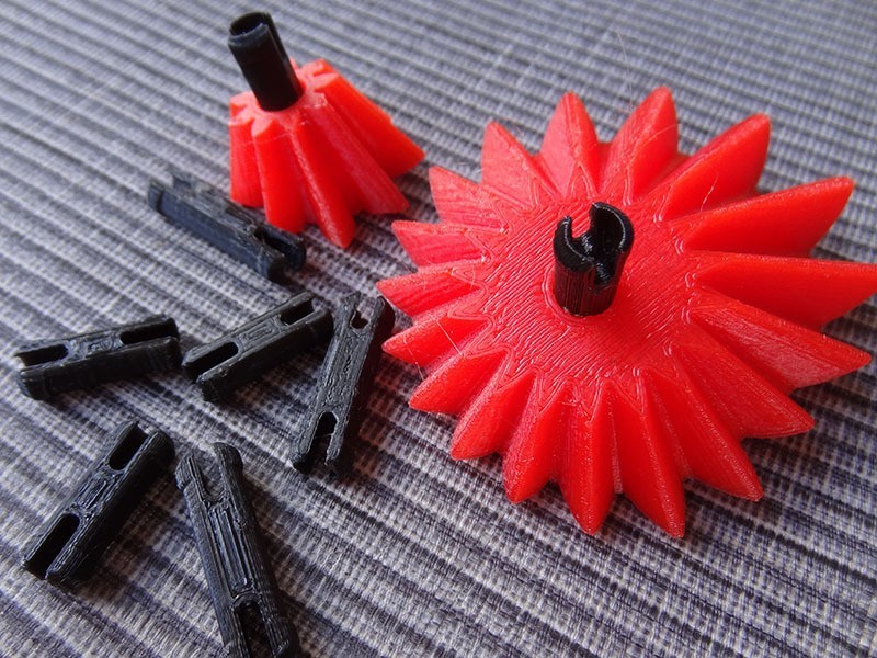 Free STL file PLA Heart Gears for Replicator 2・Design to download and ...
