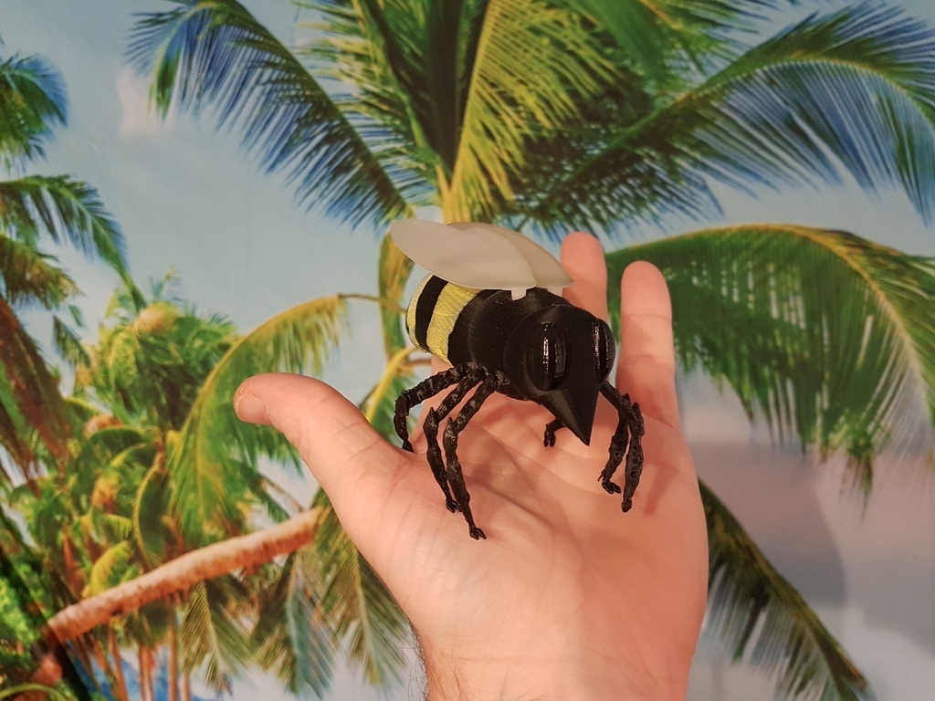 Free 3D file Bee kit 1 and 2 with folding wings 🐝・Design to download ...