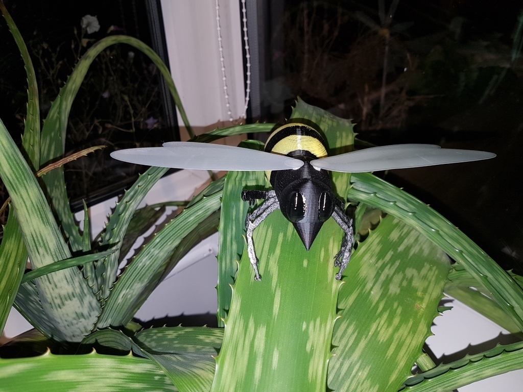 Free 3D file Bee kit 1 and 2 with folding wings 🐝・Design to download ...