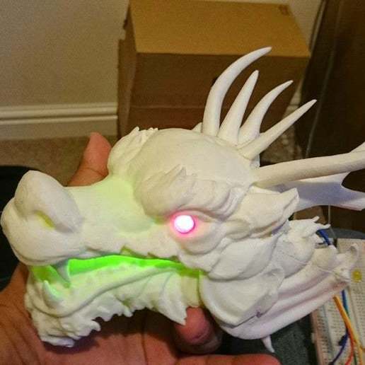 Download free STL Dragon Head - With Glowing eyes and mouth ・ Cults