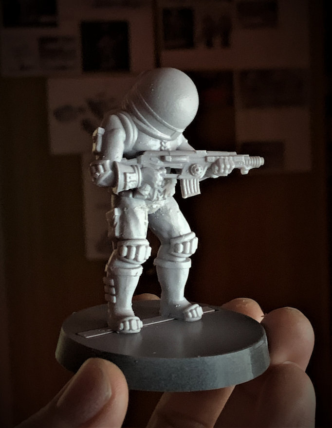Free STL file Retro Space Man / Vintage 50's Sci-Fi Soldier - 28mm ...