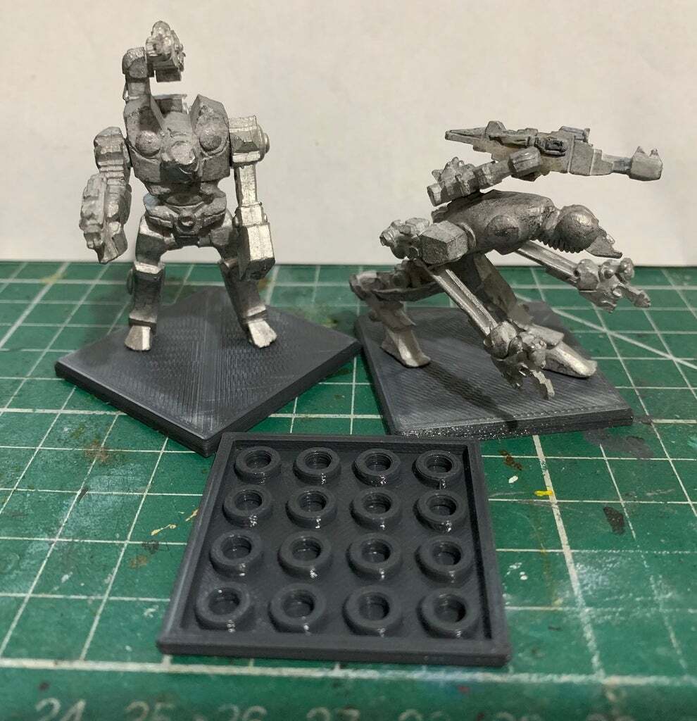 Free STL file Monster / Robot 40mm Base・3D printable model to download ...