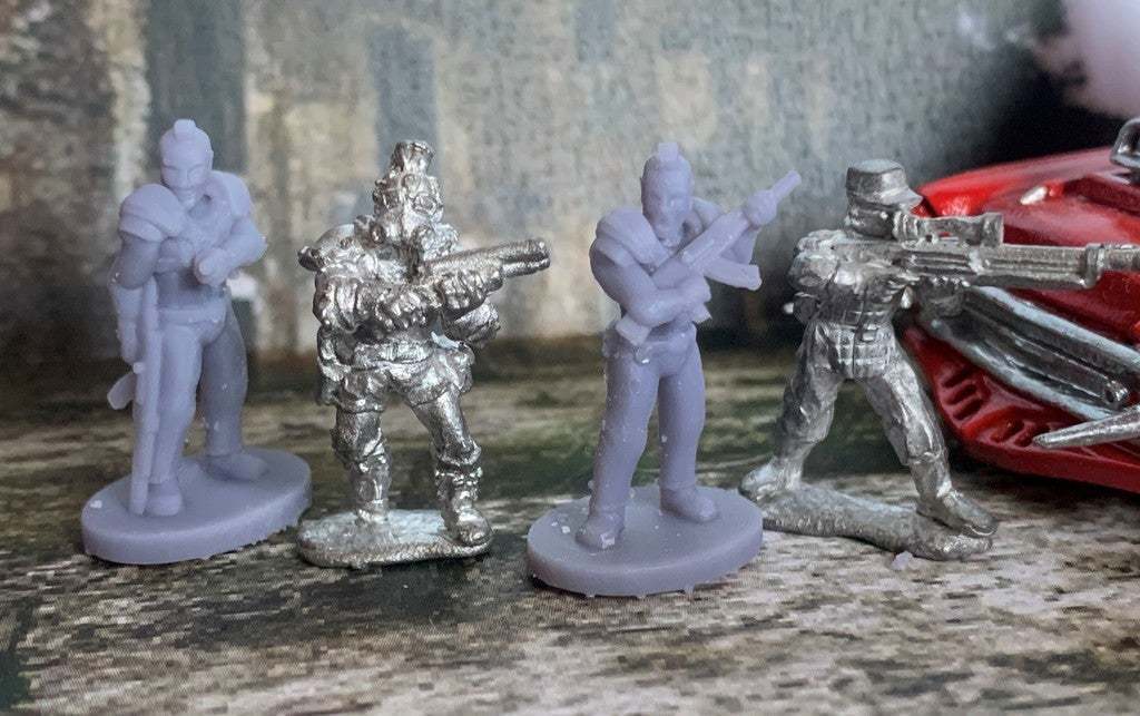 Fichier STL gratuit Fifi Macaffee Cop / Bronze 20mm Dark Future ...