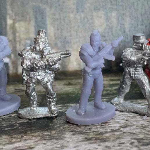 Download free STL files Fifi Macaffee Cop / Bronze 20mm Dark Future ...