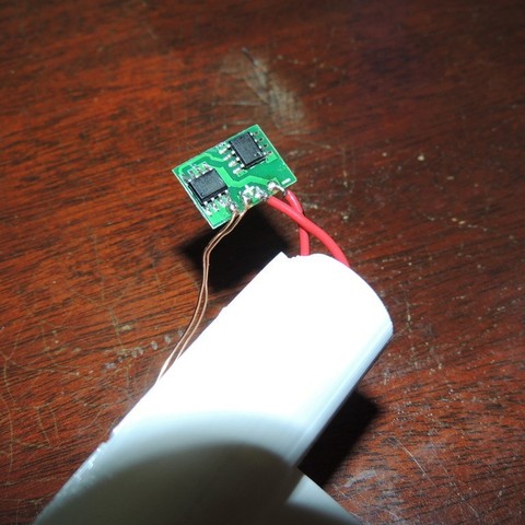 Download free 3D model Soldier: 76 Helmet Wireless Charging Cradle ・ Cults