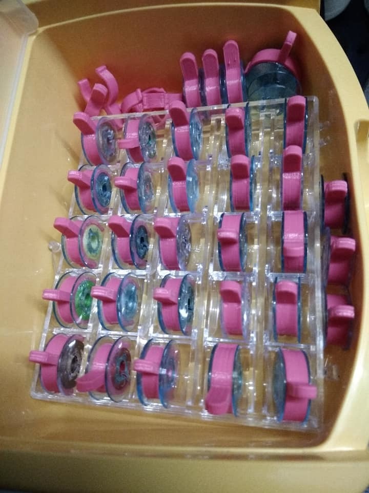 STL-Datei Sewing machine bobbin clamp. Sewing machine bobbin clamp 🪡 ...
