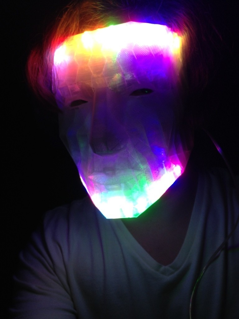 Free STL file LED low poly mask 🎭・3D print object to download・Cults