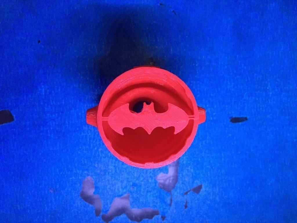 Free STL file Customizable Bat Signal for your phone・3D printable ...