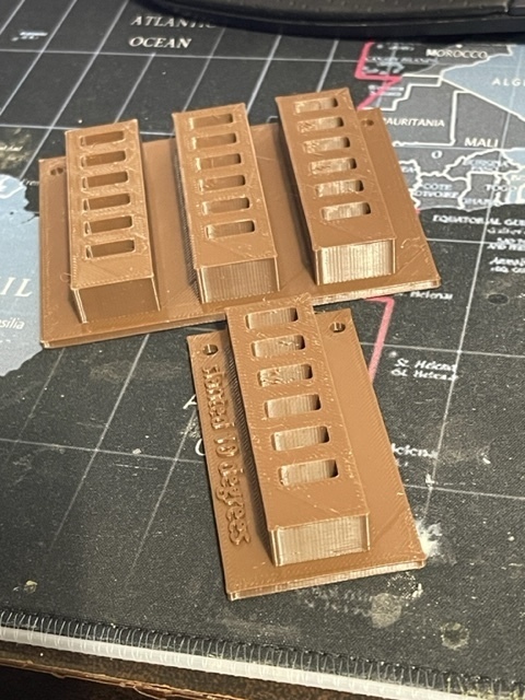 Free 3D file Slanted USB Storage・3D printing design to download・Cults