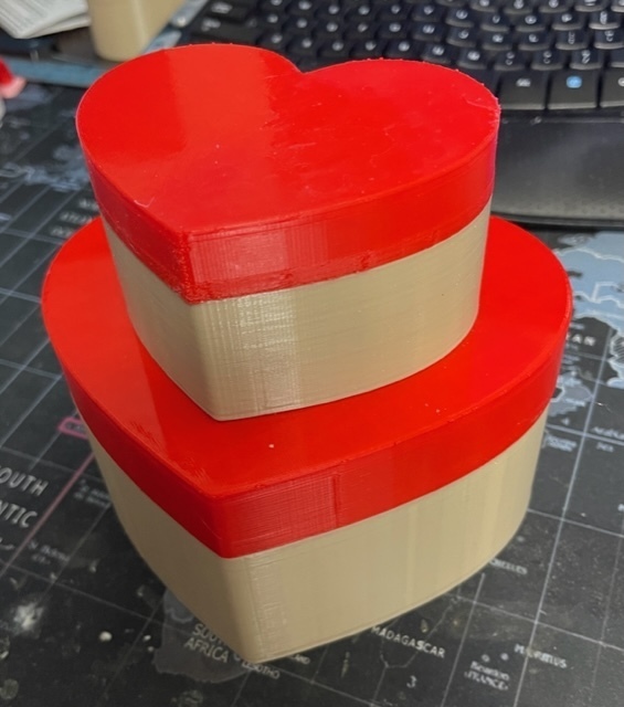 Free STL file Heart Shaped Box with Inserts 💜・3D printable object to ...