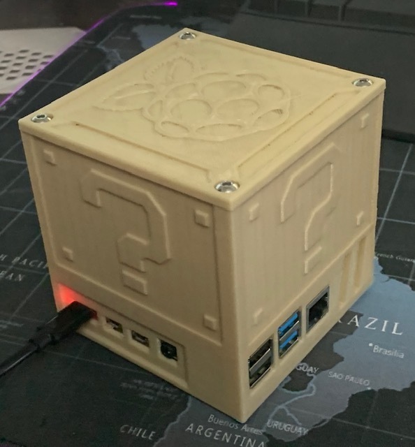 Free STL file Retrocube Case for Raspberry Pi 4 Remix・Template to ...