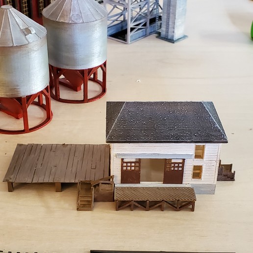 3D printing HO Scale Trackside Warehouse ・ Cults