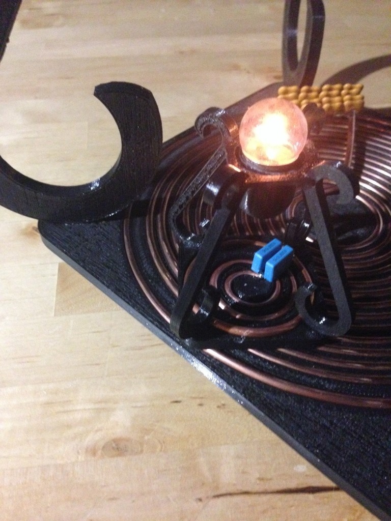 Free STL file Mini Wirelessly Powered Tesla Desk Lamp 🔦・3D printer ...