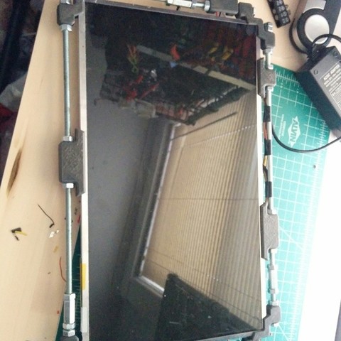 Download free STL Laptop LCD Panel Skeleton Frame ・ Cults