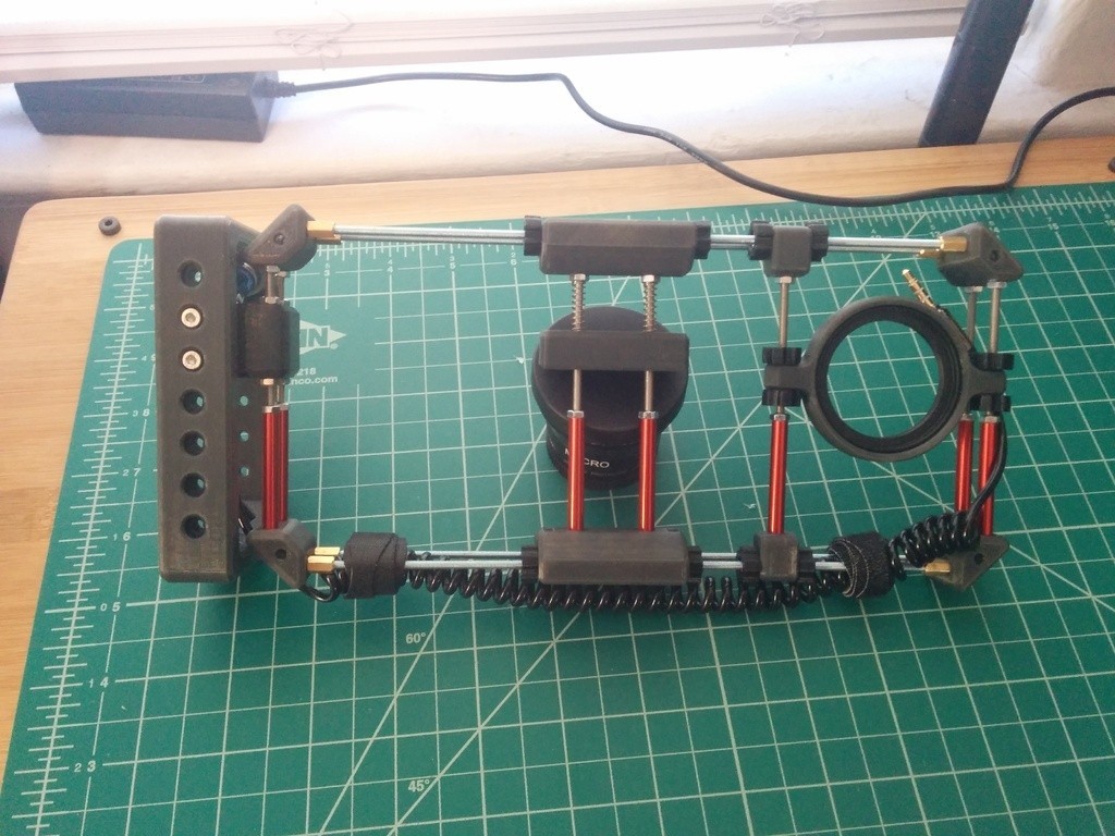 Free STL file Beastgrip Remix MK3 📷・3D printing model to download・Cults