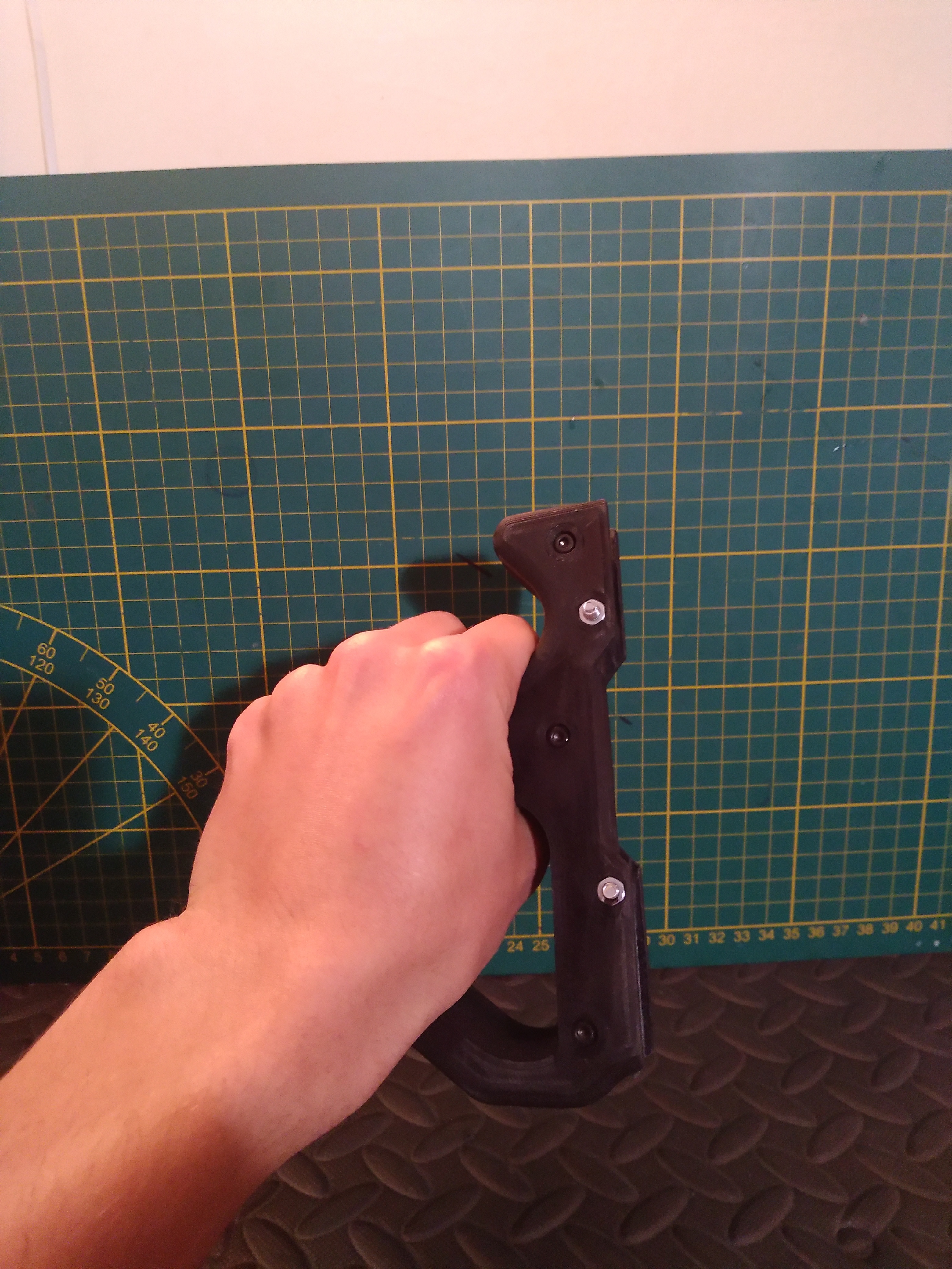 STL file Grip / Airsoft replica handle・Design to download and 3D print ...