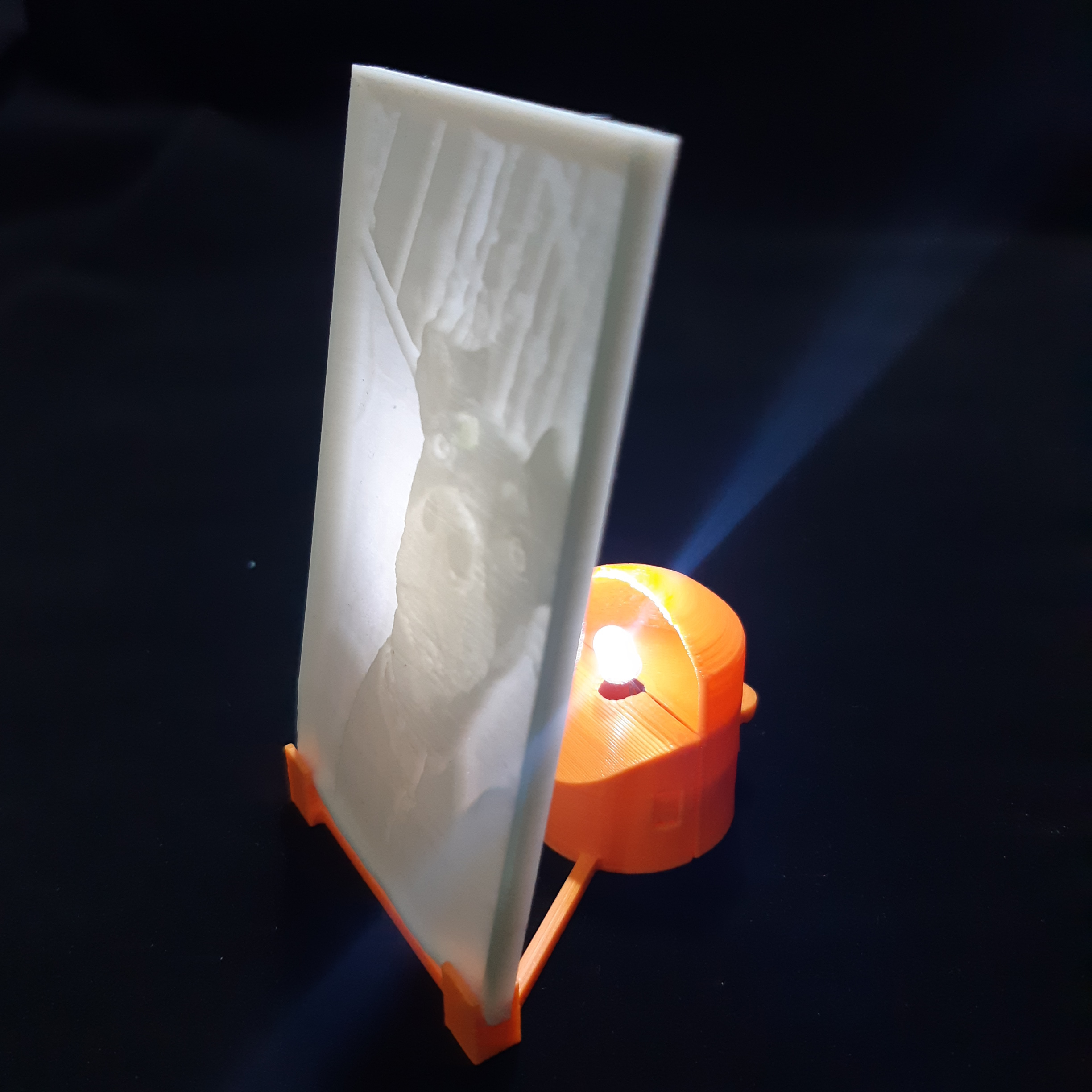 Free STL file Lithophane_Holder・3D printer design to download・Cults
