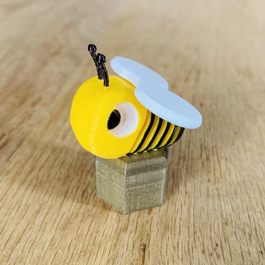 Download STL file Bee Keys holder • 3D printing model ・ Cults