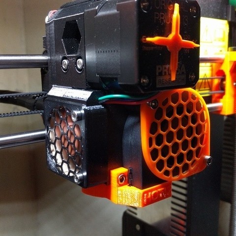 Download free 3D printer designs Prusa i3 MK3 Noctua Extruder fan cover ...