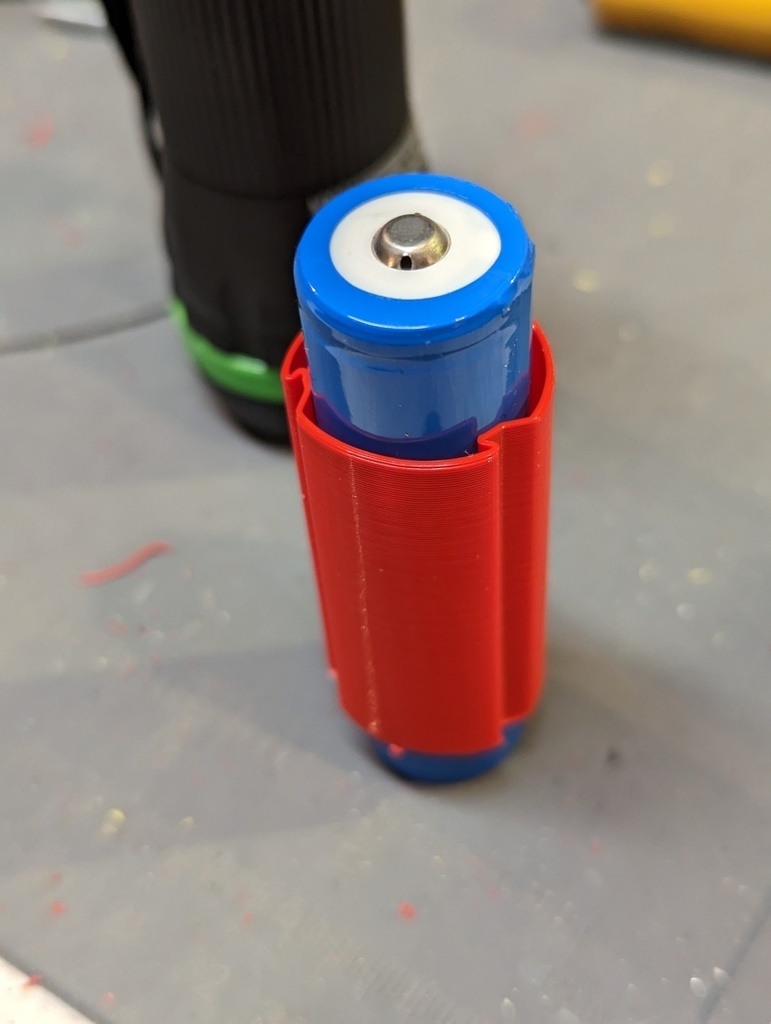 Free 3D file 18650 Spacer・3D printing design to download・Cults