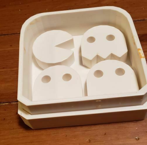 Free STL file Pacman ice cube tray・3D print design to download・Cults