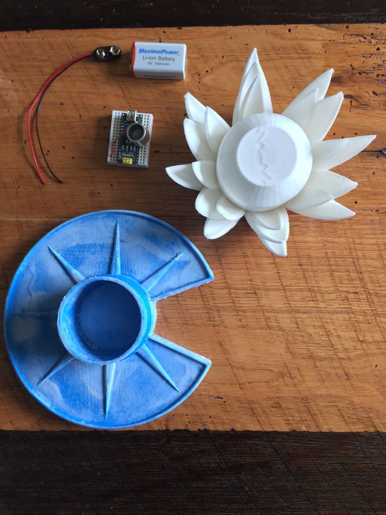 Free STL file Ultrasonic Bug Repelling Floating Waterlily・Design to ...