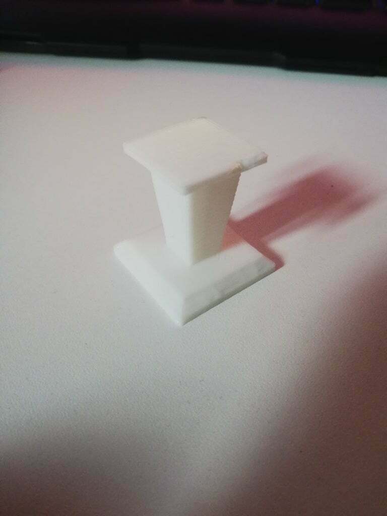 Free STL file Miniature Stand/Podium 🎲・3D printing idea to download・Cults