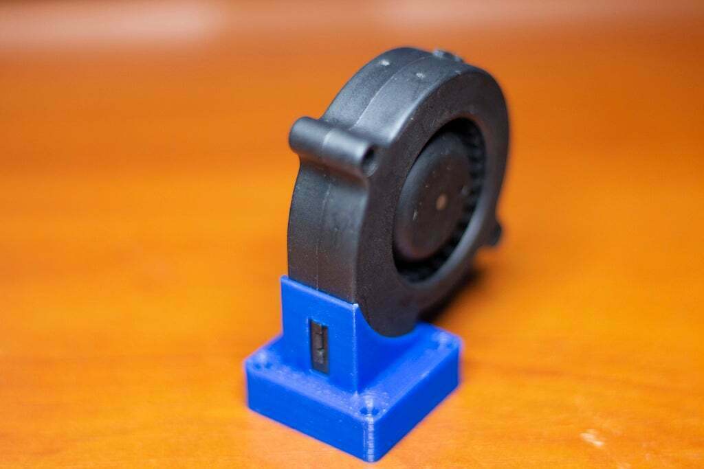 Free STL file Radial fan mount for E3D v6・3D printer design to download ...