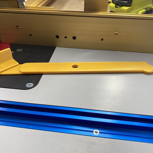 Download 3D printing templates Router table centre finder ・ Cults