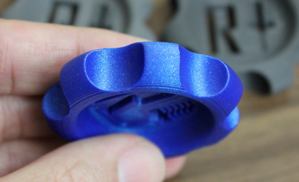 Free 3D file Review3d Maker Coin 🪙・3D printable object to download・Cults