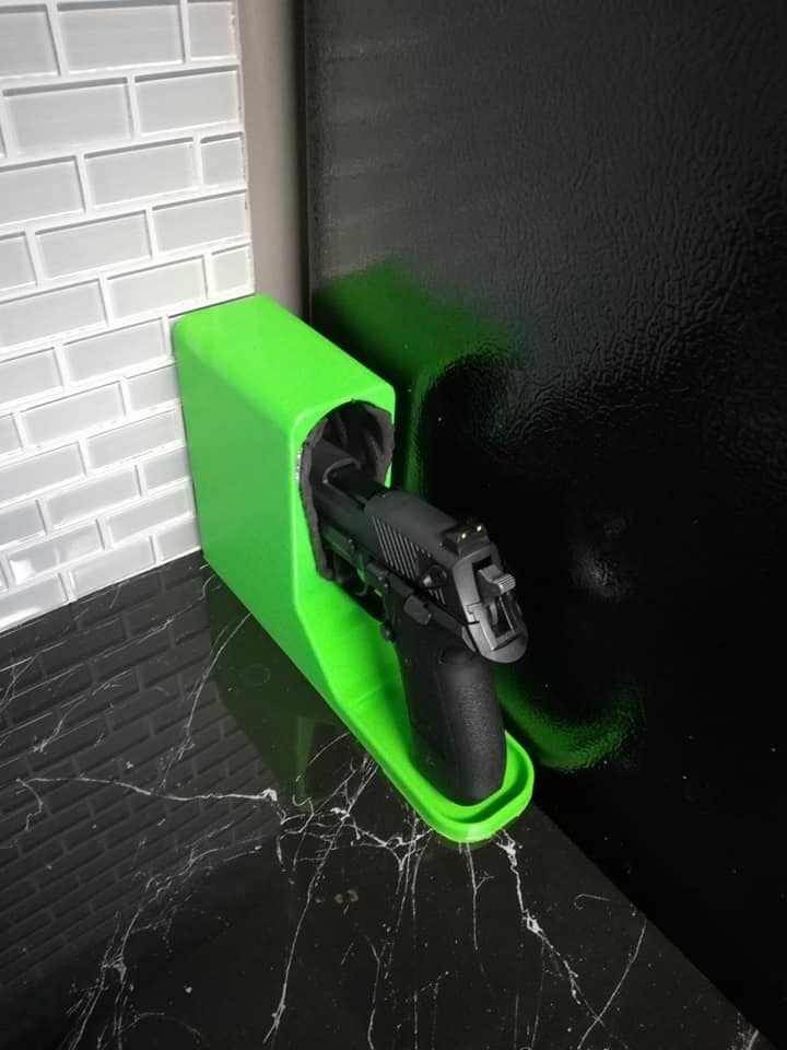 Free STL file Pistol Holder・3D printing model to download・Cults