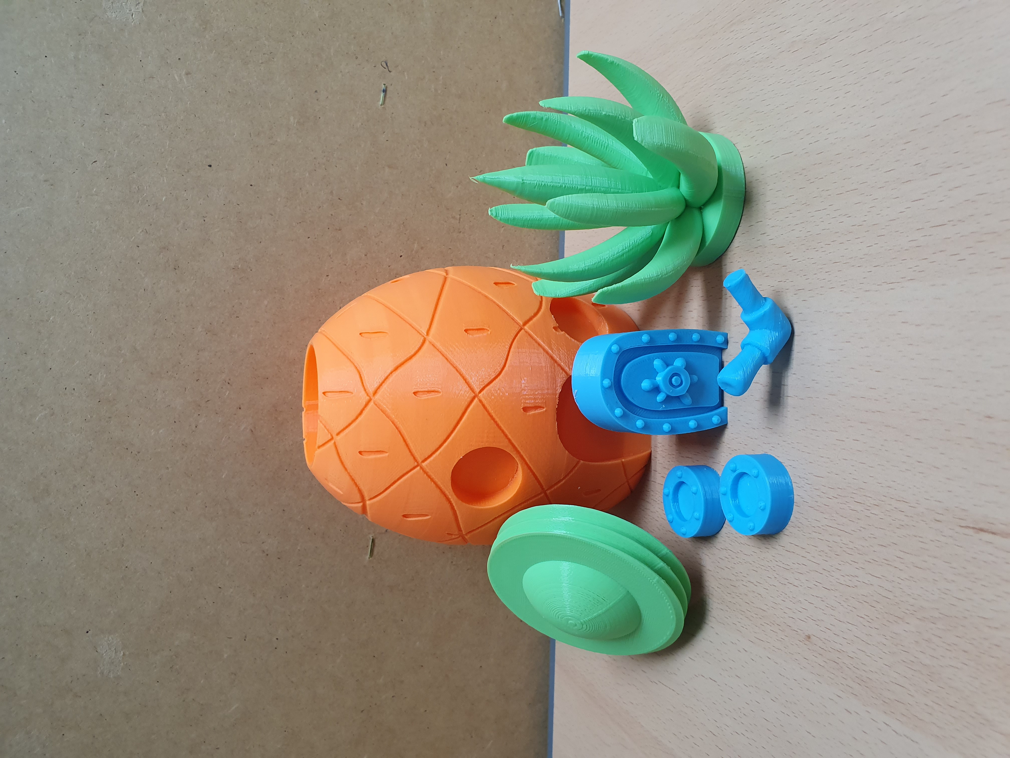 STL file Spongebob Pineapple House Coinbank 🍍・3D printable model to ...