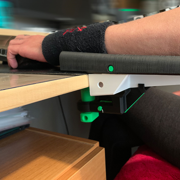 3D file PC Arm Rest 3D Printable Assembly 💪・3D printing idea to ...