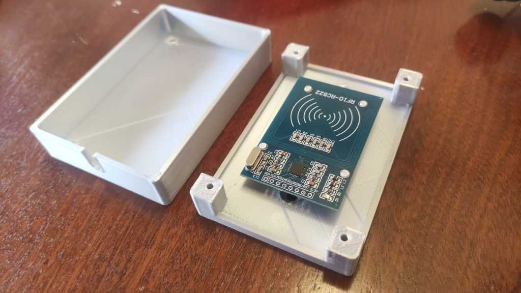 3D-Datei Gehäuse für RFID-Sensor RC522. 🔌 kostenlos・Vorlage für 3D ...