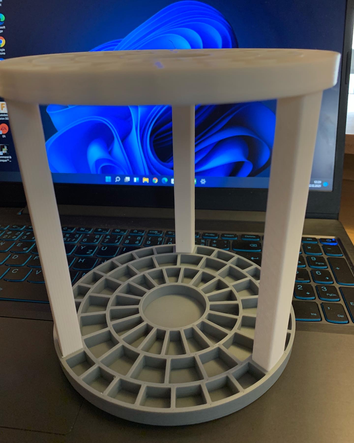 Free STL file Portable Brush Holder・3D printer model to download・Cults