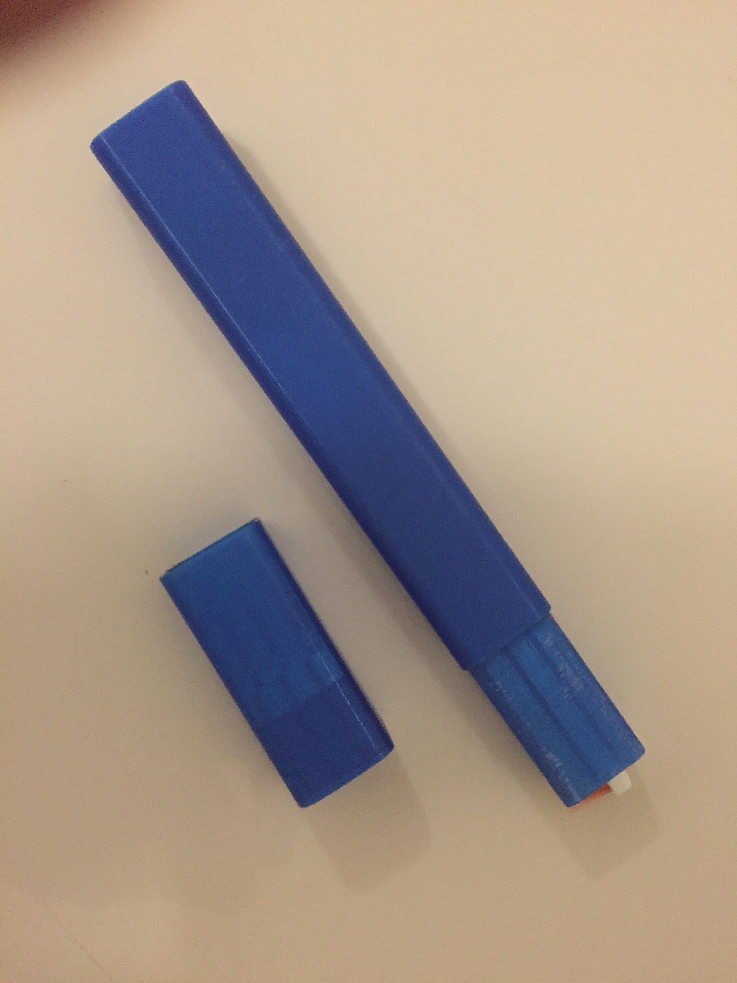 STL file Toothbrush Case Gabriel・Model to download and 3D print・Cults