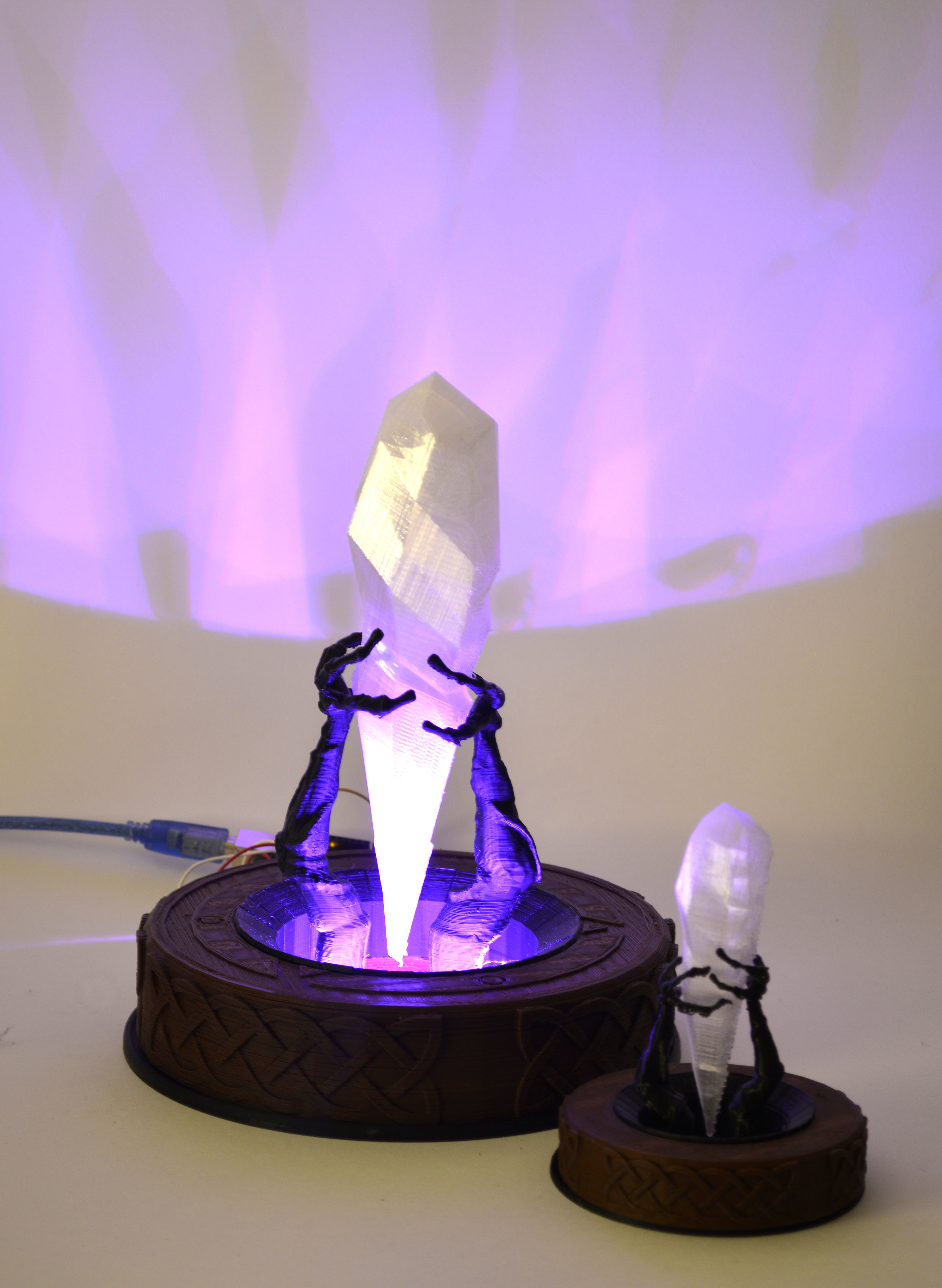 STL file Dark Crystal inspired Mood Lamp・3D print object to download・Cults