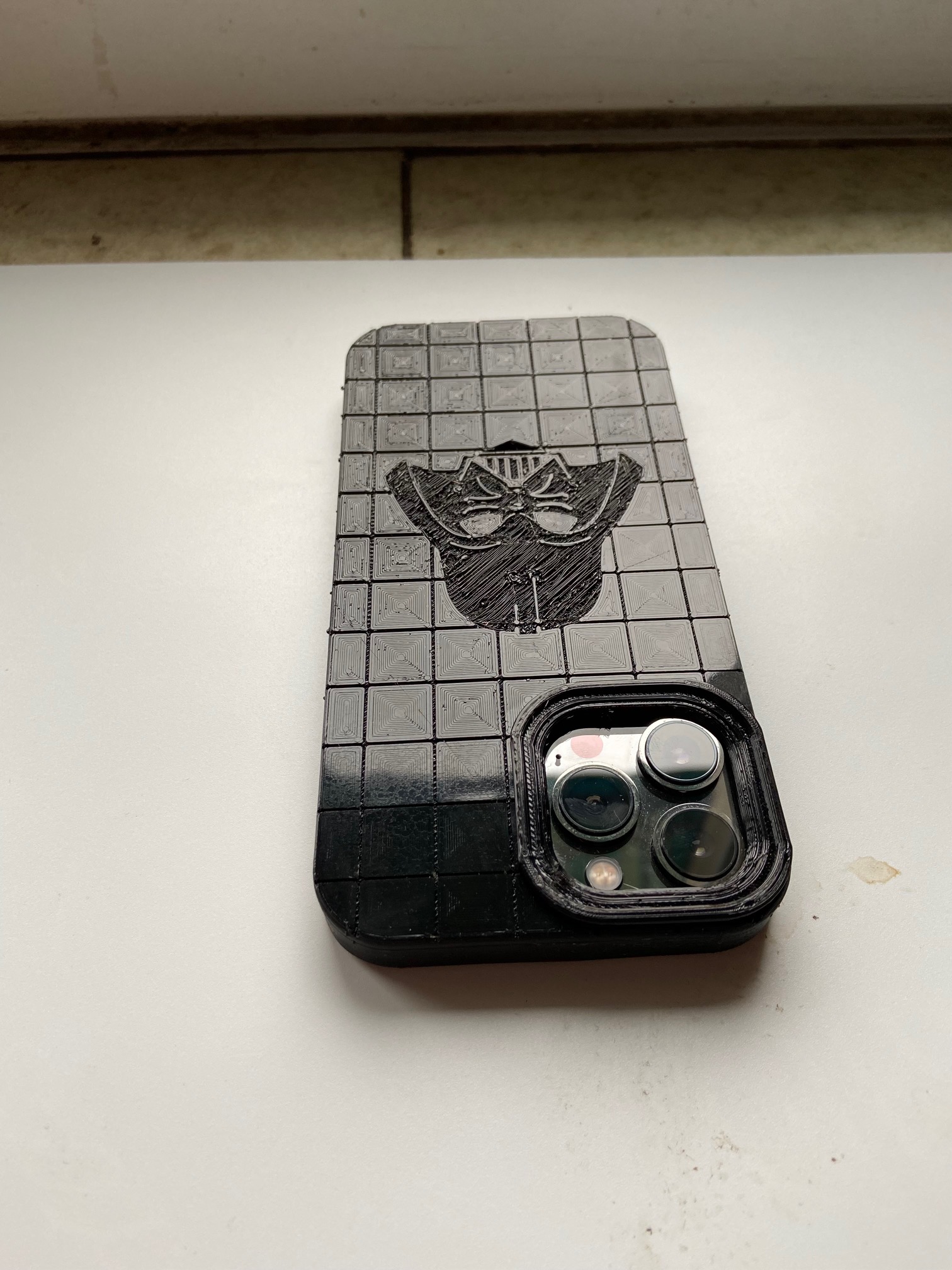 STL file Iphone 13 Pro Max CASE + Dark VADOR version 📱・3D printing ...