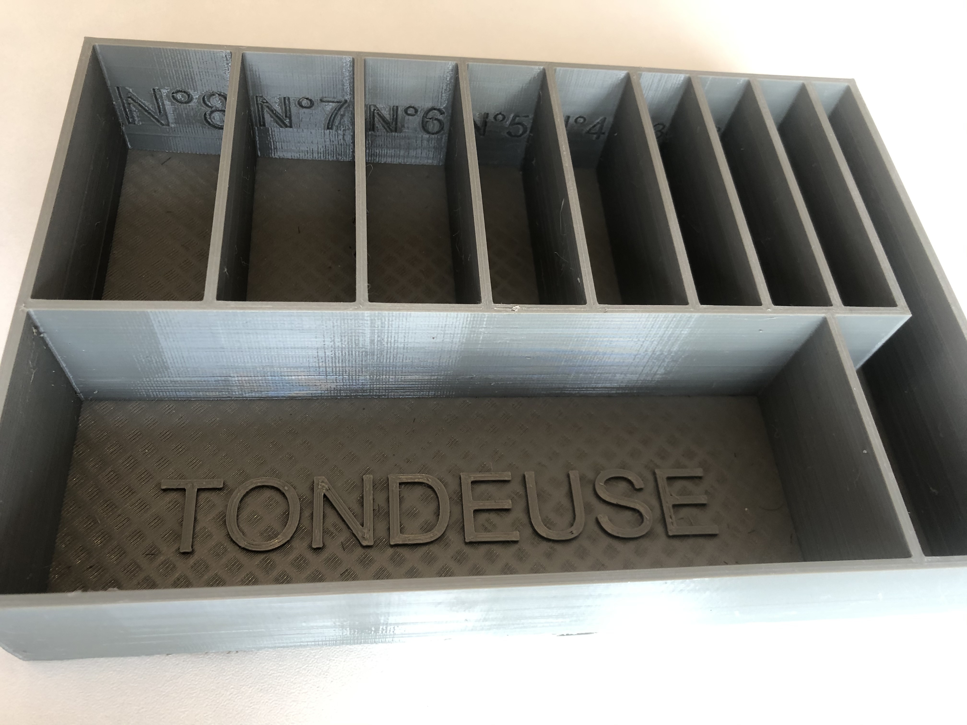 STL file Storage box for hair clippers・Model to download and 3D print・Cults